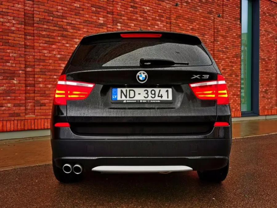 Black BMW X3 2011 in Riga, with an engine capacity of 3.00 L and mileage of 266 thousand km for 15500 €, photo 6 on AUTOMOTO.COM.LV