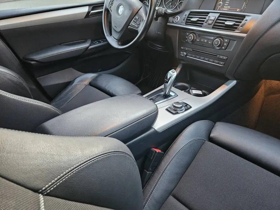 Melns BMW X3 2011 Jēkabpils, ar dzinēja tilpumu 3.00 L un nobraukumu 272 tūkst. km par 10990 €, foto 24 vietnē AUTOMOTO.COM.LV