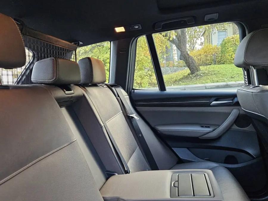 Melns BMW X3 2011 Jēkabpils, ar dzinēja tilpumu 3.00 L un nobraukumu 246 tūkst. km par 10690 €, foto 21 vietnē AUTOMOTO.COM.LV
