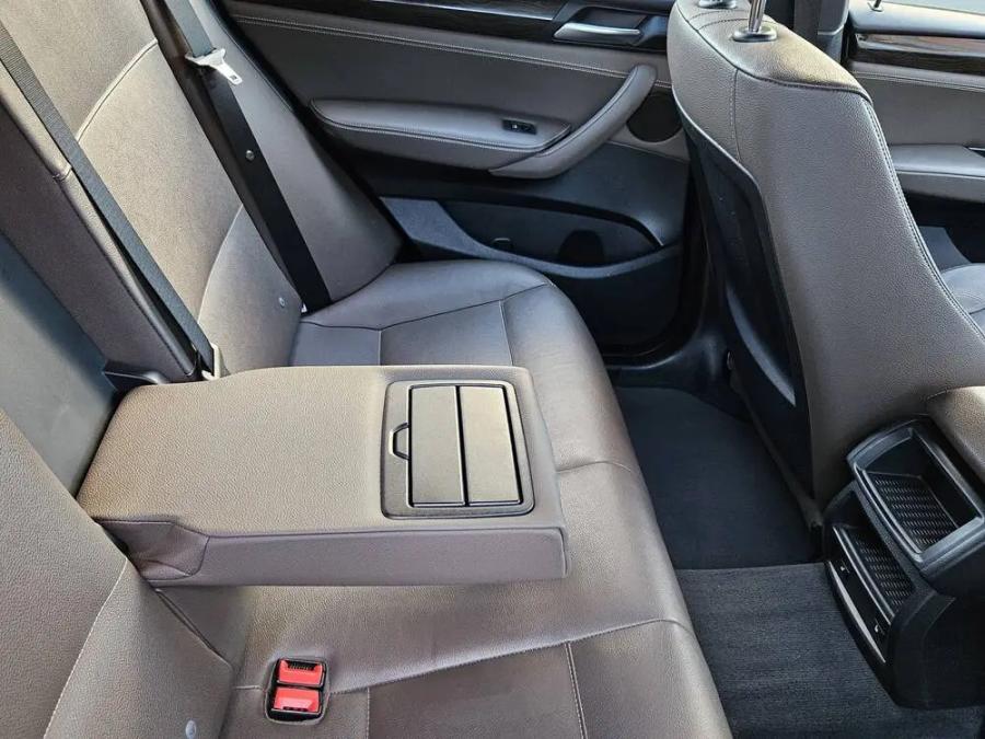 Melns BMW X3 2011 Jēkabpils, ar dzinēja tilpumu 3.00 L un nobraukumu 246 tūkst. km par 10690 €, foto 22 vietnē AUTOMOTO.COM.LV