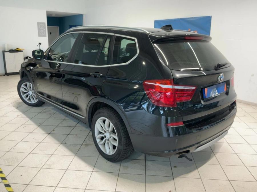 Black BMW X3 2011 in Riga, with an engine capacity of 2.00 L and mileage of 236 thousand km for 11990 €, photo 4 on AUTOMOTO.COM.LV