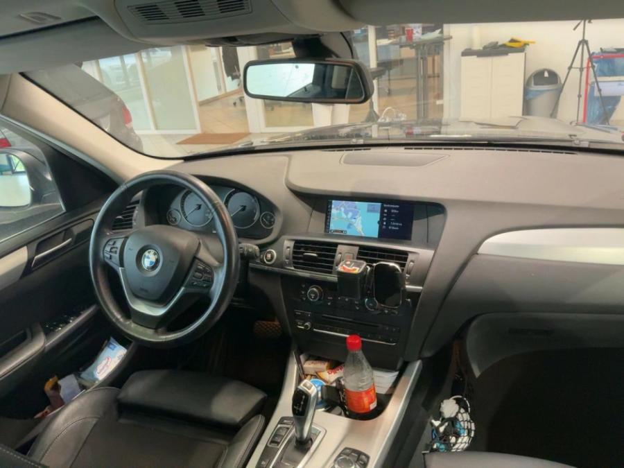 Black BMW X3 2011 in Riga, with an engine capacity of 2.00 L and mileage of 236 thousand km for 11990 €, photo 12 on AUTOMOTO.COM.LV