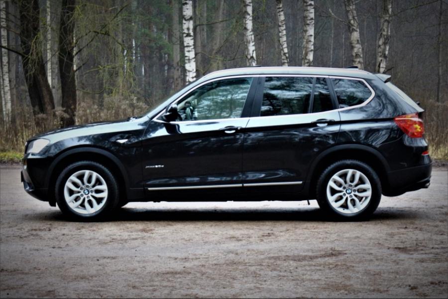 Black BMW X3 2011 in Riga, with an engine capacity of 2.00 L and mileage of 236 thousand km for 11990 €, photo 15 on AUTOMOTO.COM.LV
