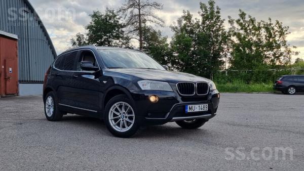 Black BMW X3 2011 in Riga, with an engine capacity of 2.00 L and mileage of 214 thousand km for 9500 €, photo 2 on AUTOMOTO.COM.LV