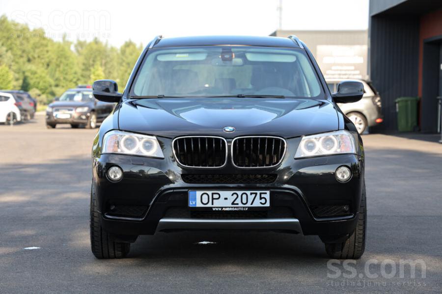 Melns BMW X3 2011 Jelgava, ar dzinēja tilpumu 2.00 L un nobraukumu 0 tūkst. km par 10500 €, foto 3 vietnē AUTOMOTO.COM.LV