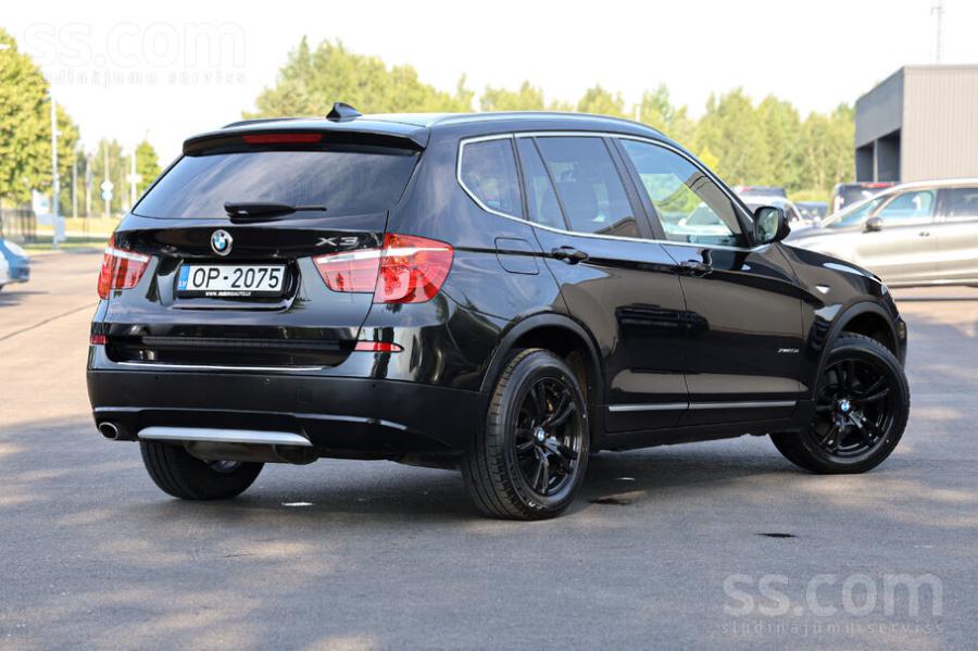 Melns BMW X3 2011 Jelgava, ar dzinēja tilpumu 2.00 L un nobraukumu 0 tūkst. km par 10500 €, foto 5 vietnē AUTOMOTO.COM.LV