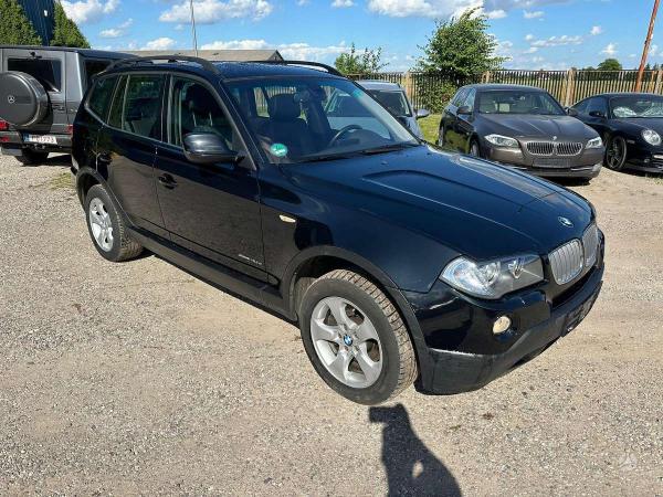 Melns BMW X3 2011 Jurbarkas, ar dzinēja tilpumu 2.99 L un nobraukumu 265 tūkst. km par 4999 €, foto 1 vietnē AUTOMOTO.COM.LV
