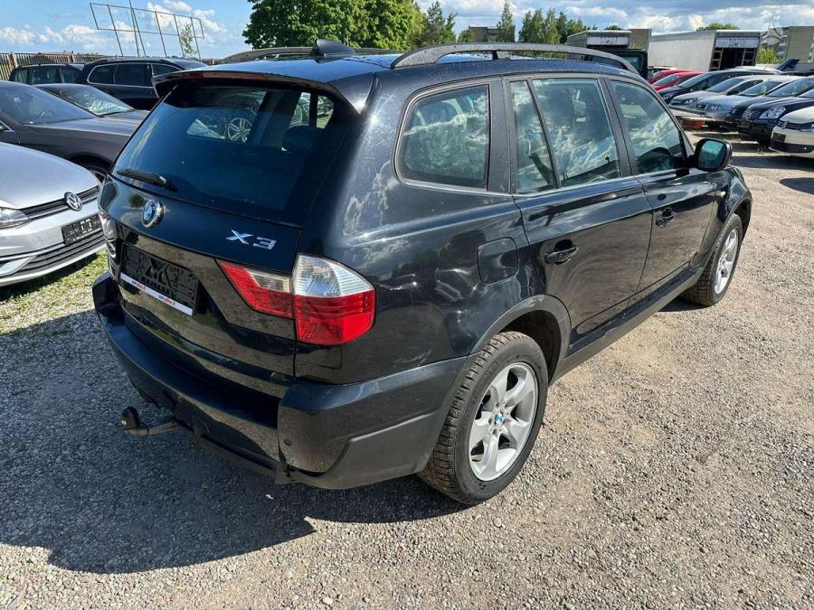 Black BMW X3 2011 in Jurbarkas, with an engine capacity of 2.99 L and mileage of 265 thousand km for 4999 €, photo 6 on AUTOMOTO.COM.LV