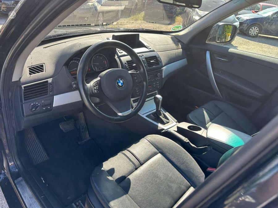 Black BMW X3 2011 in Jurbarkas, with an engine capacity of 2.99 L and mileage of 265 thousand km for 4999 €, photo 10 on AUTOMOTO.COM.LV