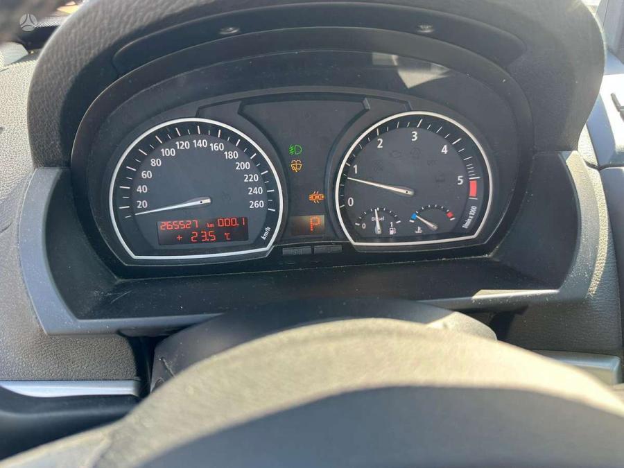 Black BMW X3 2011 in Jurbarkas, with an engine capacity of 2.99 L and mileage of 265 thousand km for 4999 €, photo 14 on AUTOMOTO.COM.LV