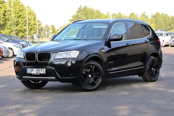 Melns BMW X3 2011 Jelgava, ar dzinēja tilpumu 2.00 L un nobraukumu 289 tūkst. km par 10500 €, foto 1 vietnē AUTOMOTO.COM.LV