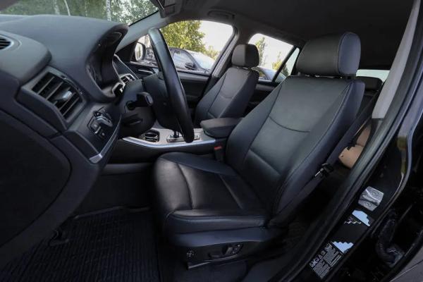 Melns BMW X3 2011 Jelgava, ar dzinēja tilpumu 2.00 L un nobraukumu 289 tūkst. km par 10500 €, foto 9 vietnē AUTOMOTO.COM.LV