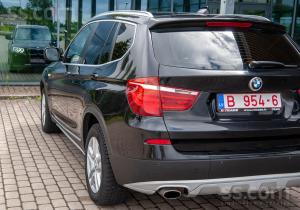Black BMW X3 2011 in Cesis, with an engine capacity of 2.00 L and mileage of 203 thousand km for 10650 €, photo 12 on AUTOMOTO.COM.LV