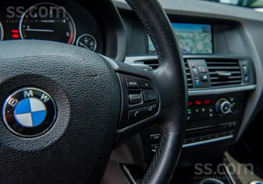 Black BMW X3 2011 in Cesis, with an engine capacity of 2.00 L and mileage of 203 thousand km for 10650 €, photo 16 on AUTOMOTO.COM.LV