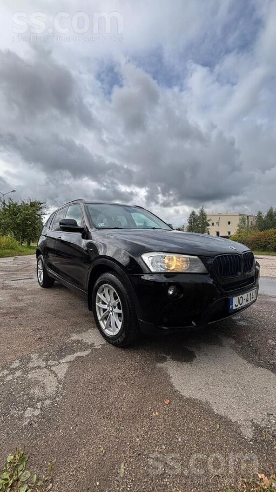 Black BMW X3 2011 in Cesis, with an engine capacity of 2.00 L and mileage of 360 thousand km for 5900 €, photo 1 on AUTOMOTO.COM.LV