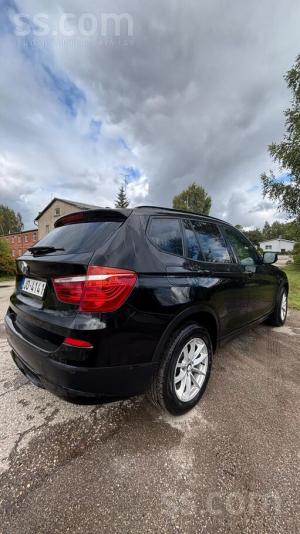 Black BMW X3 2011 in Cesis, with an engine capacity of 2.00 L and mileage of 360 thousand km for 5900 €, photo 6 on AUTOMOTO.COM.LV
