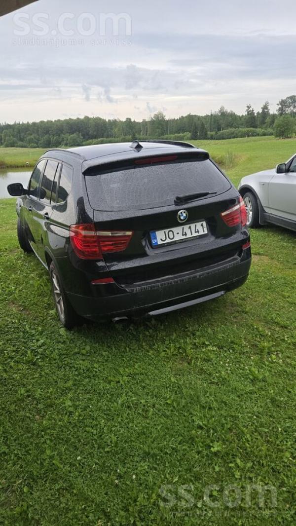 Black BMW X3 2011 in Cesis, with an engine capacity of 2.00 L and mileage of 360 thousand km for 5900 €, photo 7 on AUTOMOTO.COM.LV
