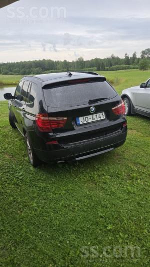 Black BMW X3 2011 in Cesis, with an engine capacity of 2.00 L and mileage of 360 thousand km for 5900 €, photo 8 on AUTOMOTO.COM.LV