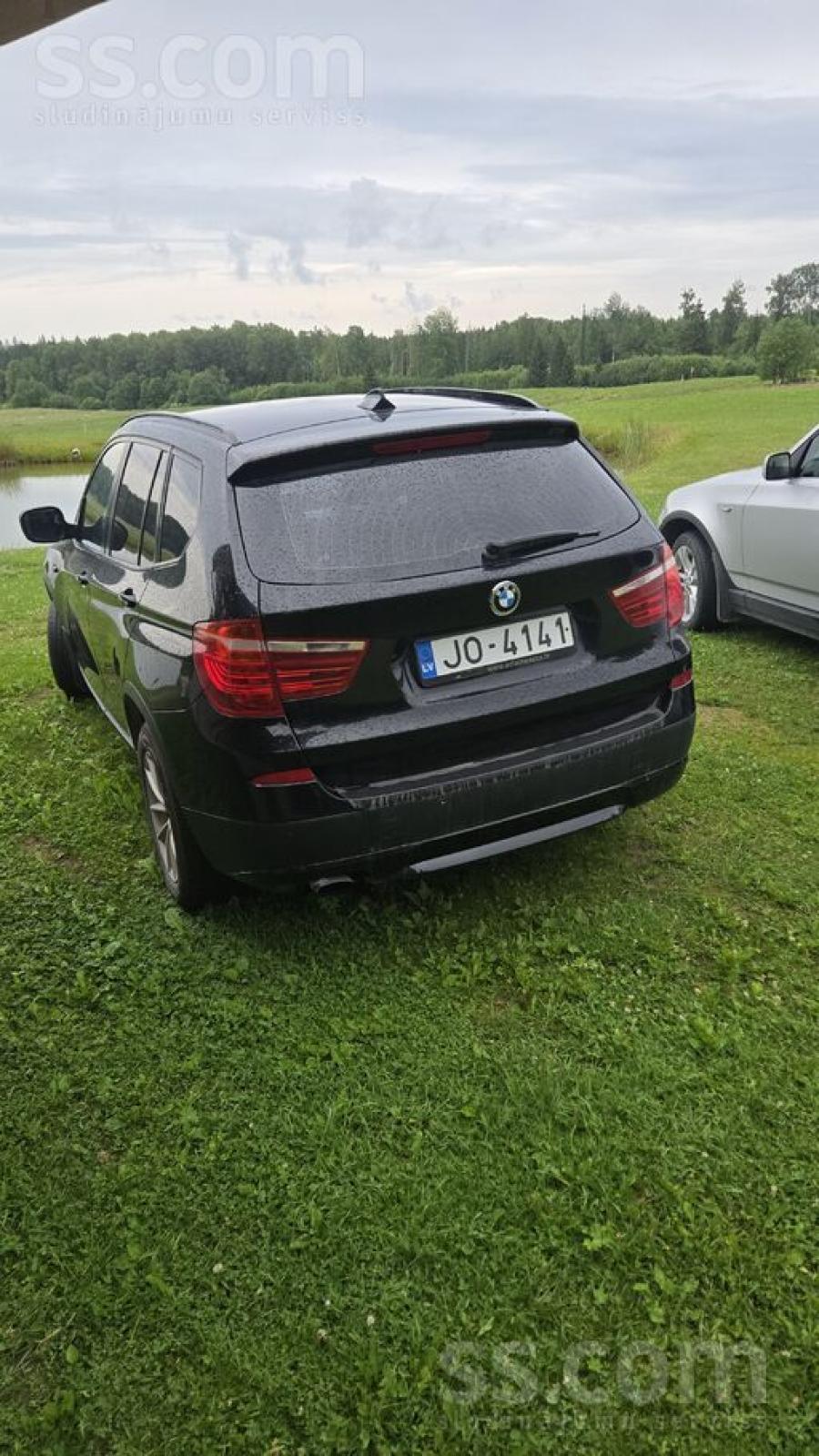 Black BMW X3 2011 in Cesis, with an engine capacity of 2.00 L and mileage of 360 thousand km for 5900 €, photo 8 on AUTOMOTO.COM.LV