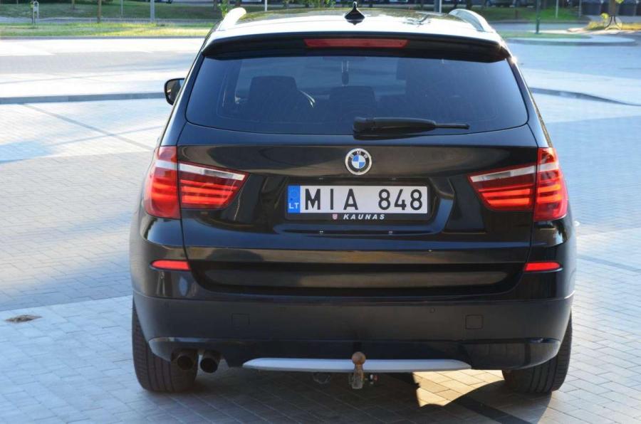 Black BMW X3 2011 in Siauliai, with an engine capacity of 2.99 L and mileage of 350 thousand km for 8500 €, photo 15 on AUTOMOTO.COM.LV