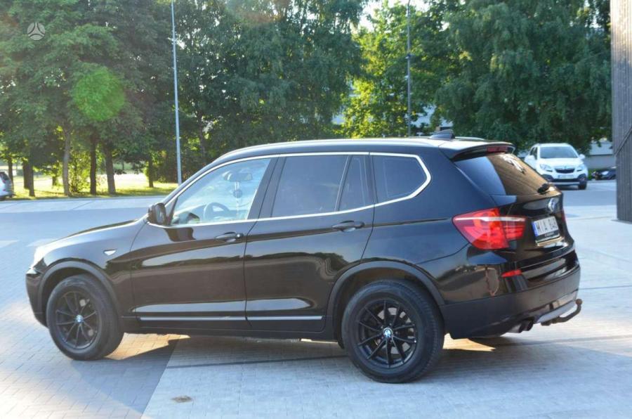 Black BMW X3 2011 in Siauliai, with an engine capacity of 2.99 L and mileage of 350 thousand km for 8500 €, photo 18 on AUTOMOTO.COM.LV