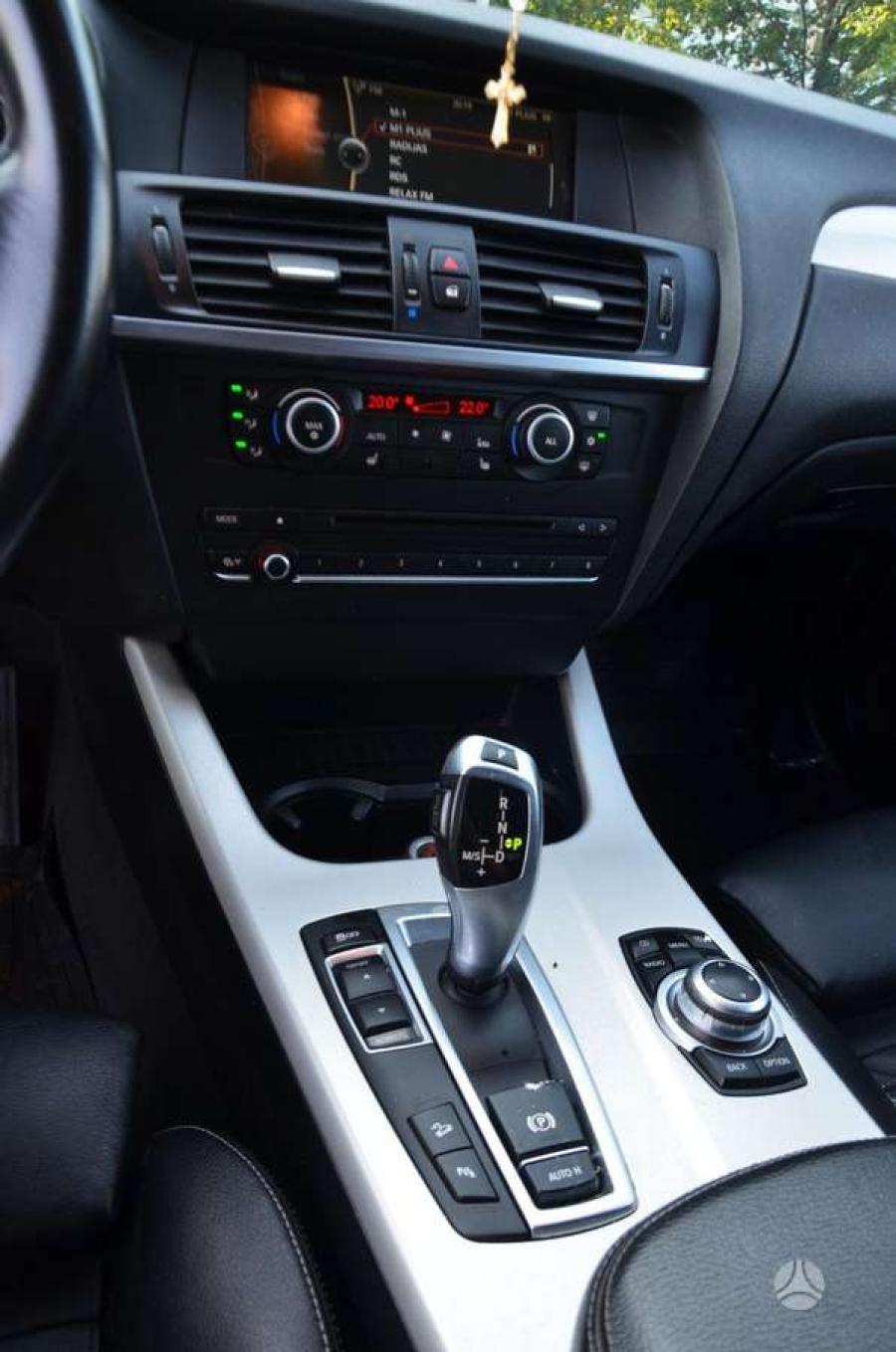 Black BMW X3 2011 in Siauliai, with an engine capacity of 2.99 L and mileage of 350 thousand km for 8500 €, photo 30 on AUTOMOTO.COM.LV