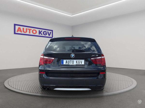 Black BMW X3 2011 in Kaunas, with an engine capacity of 3.00 L and mileage of 379 thousand km for 10699 €, photo 4 on AUTOMOTO.COM.LV