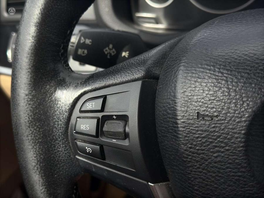 Black BMW X3 2011 in Kaunas, with an engine capacity of 3.00 L and mileage of 379 thousand km for 10699 €, photo 19 on AUTOMOTO.COM.LV