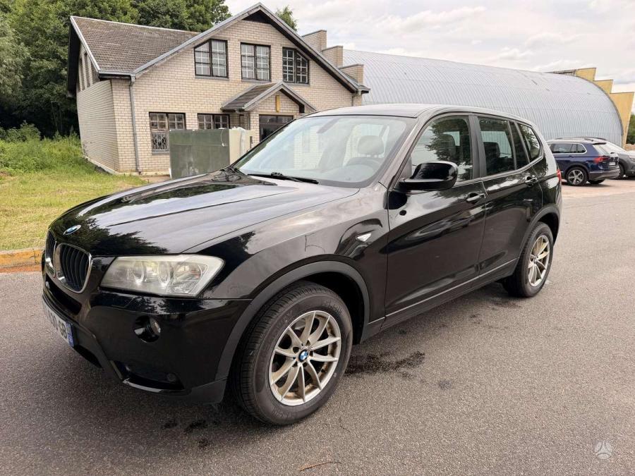 Melns BMW X3 2011 Tauragė, ar dzinēja tilpumu 2.00 L un nobraukumu 257 tūkst. km par 7800 €, foto 1 vietnē AUTOMOTO.COM.LV