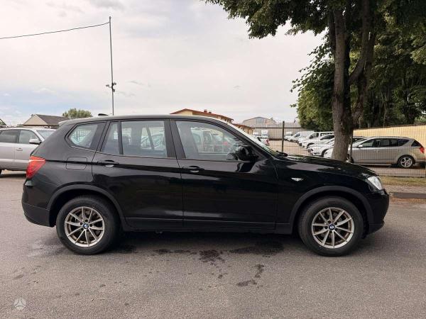 Black BMW X3 2011 in Taurage, with an engine capacity of 2.00 L and mileage of 257 thousand km for 7800 €, photo 8 on AUTOMOTO.COM.LV