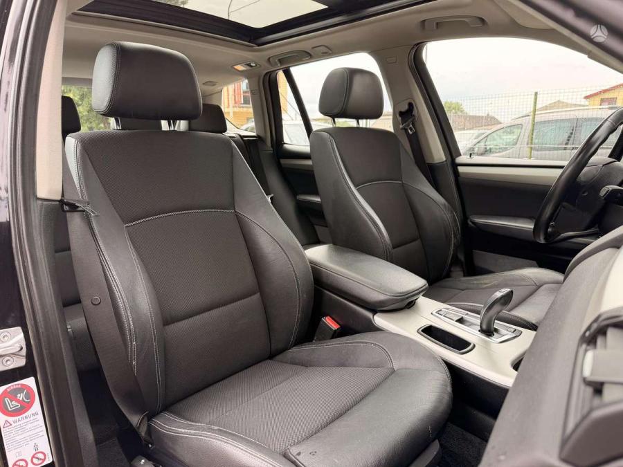 Melns BMW X3 2011 Tauragė, ar dzinēja tilpumu 2.00 L un nobraukumu 257 tūkst. km par 7800 €, foto 14 vietnē AUTOMOTO.COM.LV