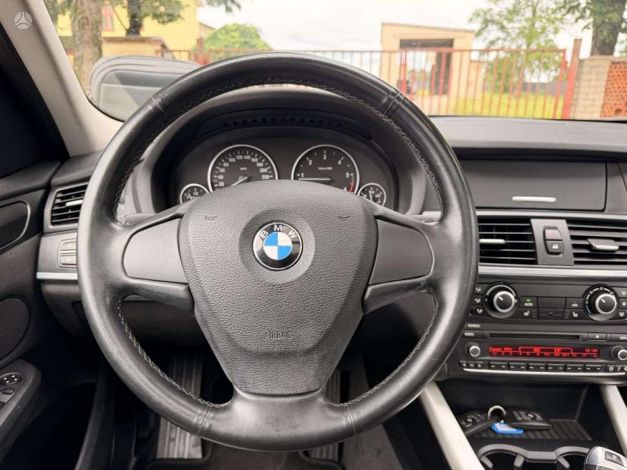 Melns BMW X3 2011 Tauragė, ar dzinēja tilpumu 2.00 L un nobraukumu 257 tūkst. km par 7800 €, foto 15 vietnē AUTOMOTO.COM.LV