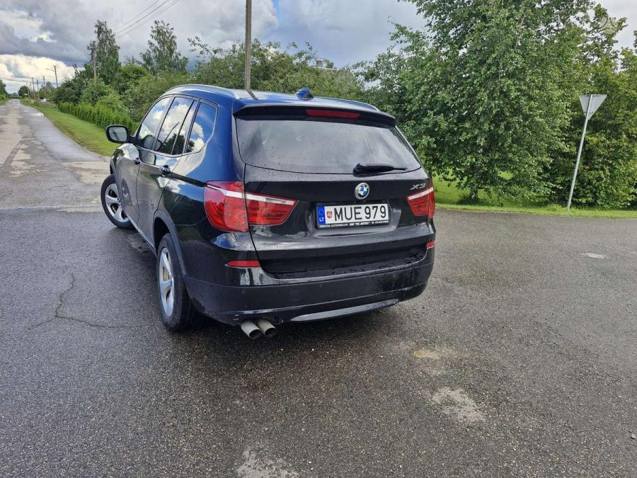 Black BMW X3 2011 in Alytus, with an engine capacity of 3.00 L and mileage of 290 thousand km for 5250 €, photo 19 on AUTOMOTO.COM.LV