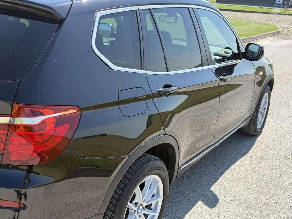 Black BMW X3 2011 in Raseiniai, with an engine capacity of 2.00 L and mileage of 198 thousand km for 8900 €, photo 7 on AUTOMOTO.COM.LV