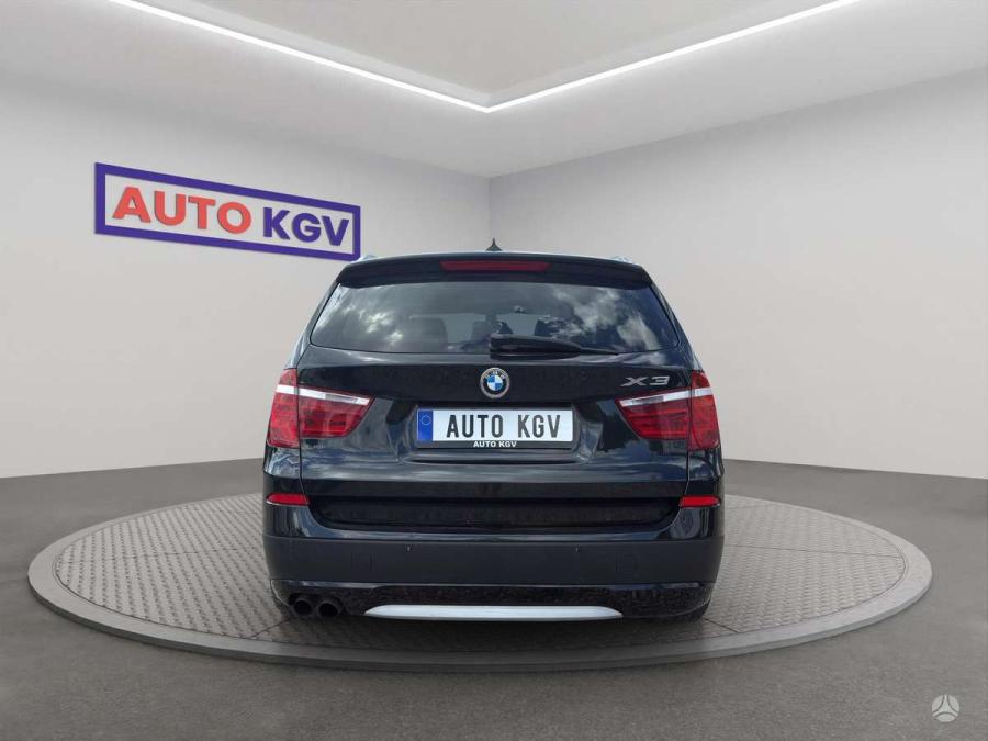 Black BMW X3 2011 in Kaunas, with an engine capacity of 3.00 L and mileage of 379 thousand km for 10699 €, photo 5 on AUTOMOTO.COM.LV