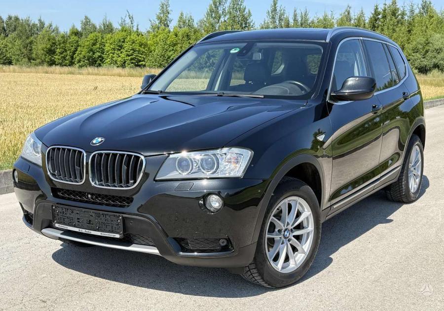 Black BMW X3 2011 in Vilnius, with an engine capacity of 2.00 L and mileage of 198 thousand km for 8900 €, photo 1 on AUTOMOTO.COM.LV