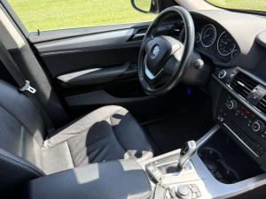 Black BMW X3 2011 in Vilnius, with an engine capacity of 2.00 L and mileage of 198 thousand km for 8900 €, photo 26 on AUTOMOTO.COM.LV