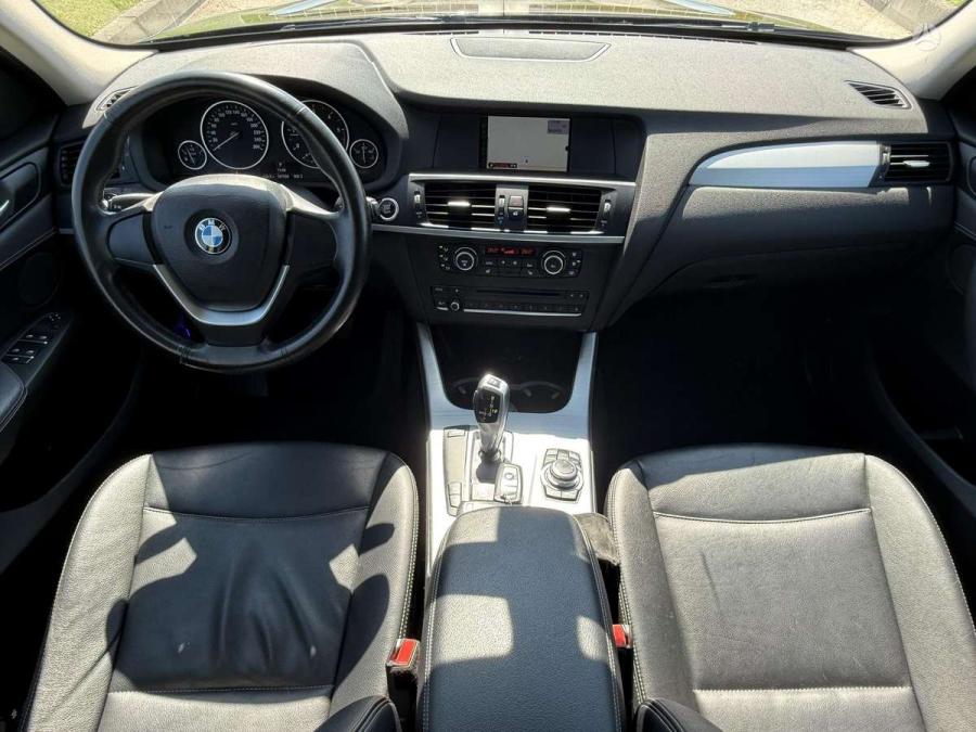 Black BMW X3 2011 in Vilnius, with an engine capacity of 2.00 L and mileage of 198 thousand km for 8900 €, photo 32 on AUTOMOTO.COM.LV