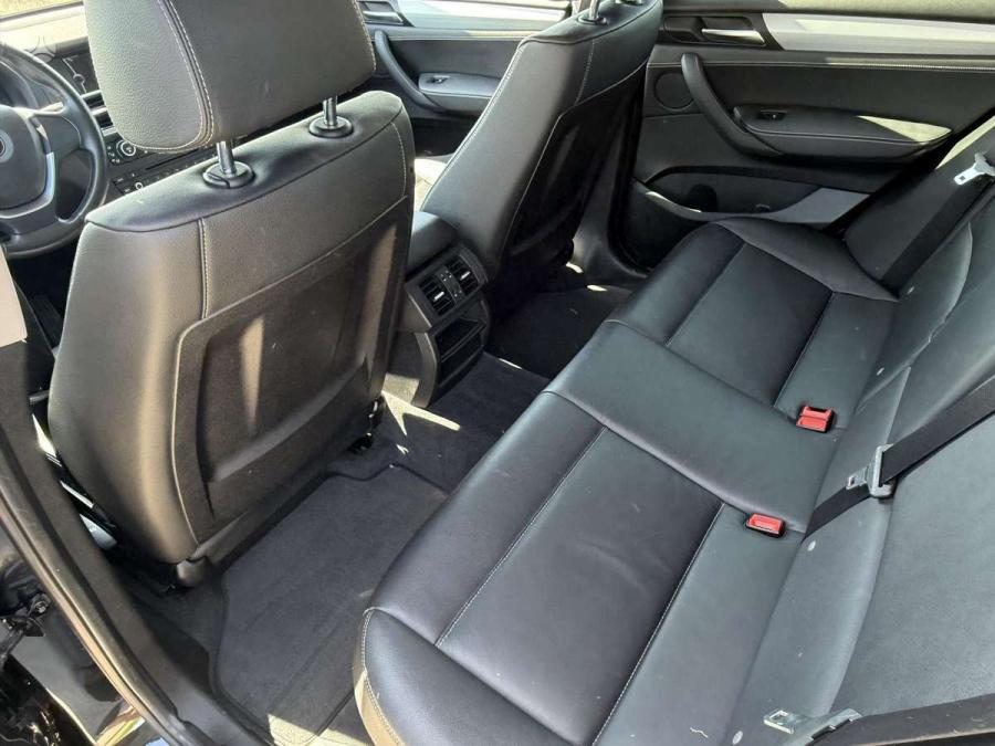 Black BMW X3 2011 in Vilnius, with an engine capacity of 2.00 L and mileage of 198 thousand km for 8900 €, photo 38 on AUTOMOTO.COM.LV