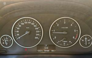 Black BMW X3 2011 in Vilnius, with an engine capacity of 2.00 L and mileage of 198 thousand km for 8900 €, photo 41 on AUTOMOTO.COM.LV