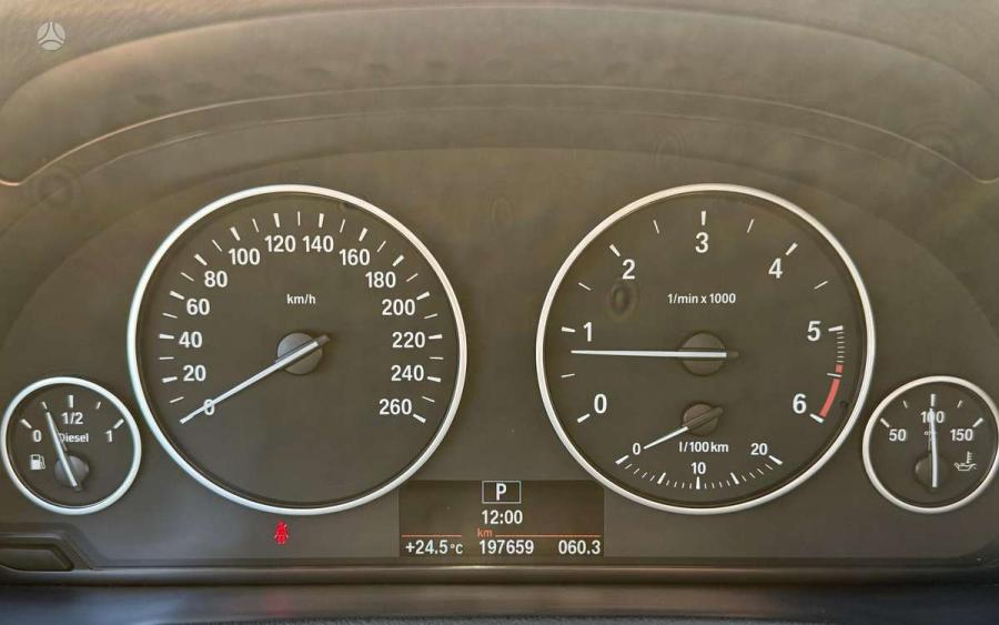 Black BMW X3 2011 in Vilnius, with an engine capacity of 2.00 L and mileage of 198 thousand km for 8900 €, photo 41 on AUTOMOTO.COM.LV