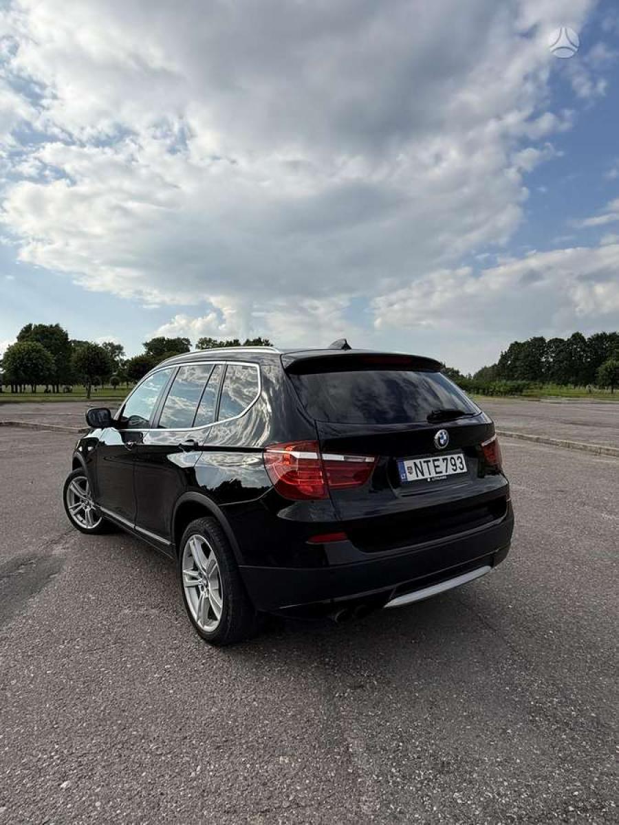 Melns BMW X3 2011 Kauņa, ar dzinēja tilpumu 2.99 L un nobraukumu 311 tūkst. km par 9550 €, foto 5 vietnē AUTOMOTO.COM.LV