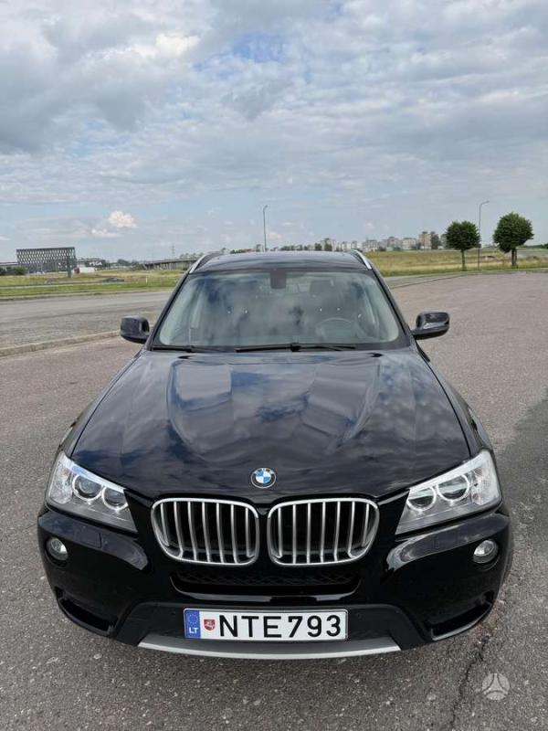 Melns BMW X3 2011 Kauņa, ar dzinēja tilpumu 2.99 L un nobraukumu 311 tūkst. km par 9550 €, foto 6 vietnē AUTOMOTO.COM.LV