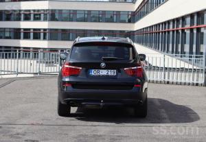 Black BMW X3 2011 in Riga, with an engine capacity of 2.00 L and mileage of 288 thousand km for 8880 €, photo 6 on AUTOMOTO.COM.LV