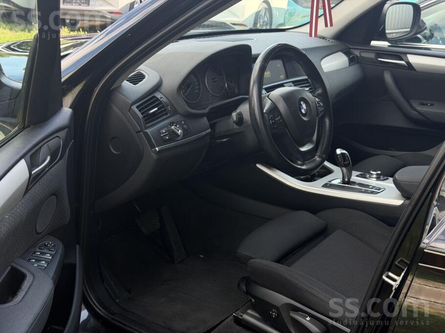 Black BMW X3 2011 in Riga, with an engine capacity of 2.00 L and mileage of 288 thousand km for 8880 €, photo 8 on AUTOMOTO.COM.LV