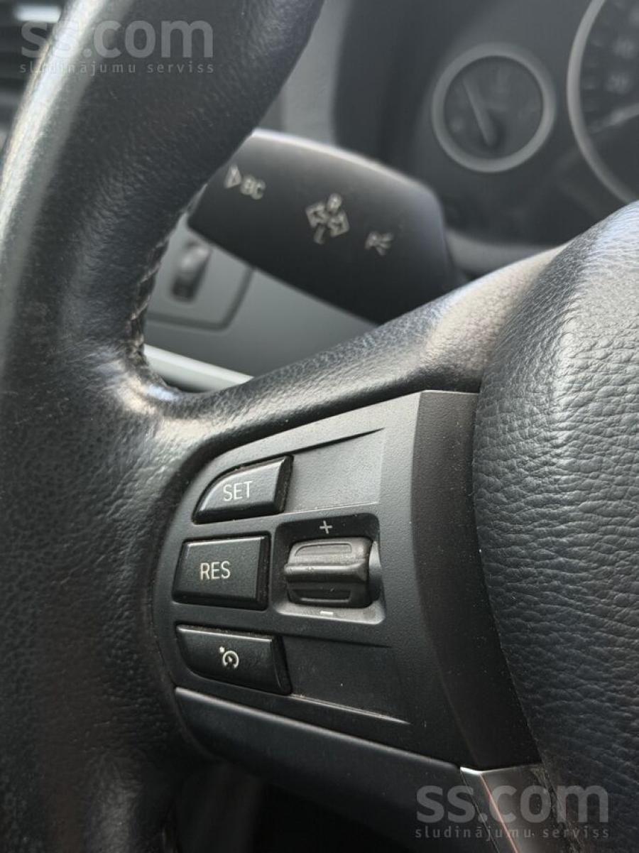 Black BMW X3 2011 in Riga, with an engine capacity of 2.00 L and mileage of 288 thousand km for 8880 €, photo 17 on AUTOMOTO.COM.LV