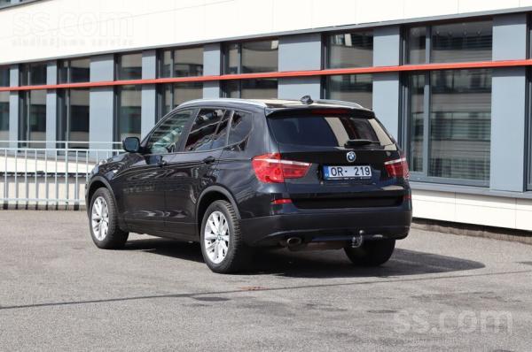 Melns BMW X3 2011 Rīga, ar dzinēja tilpumu 2.00 L un nobraukumu 288 tūkst. km par 8880 €, foto 4 vietnē AUTOMOTO.COM.LV