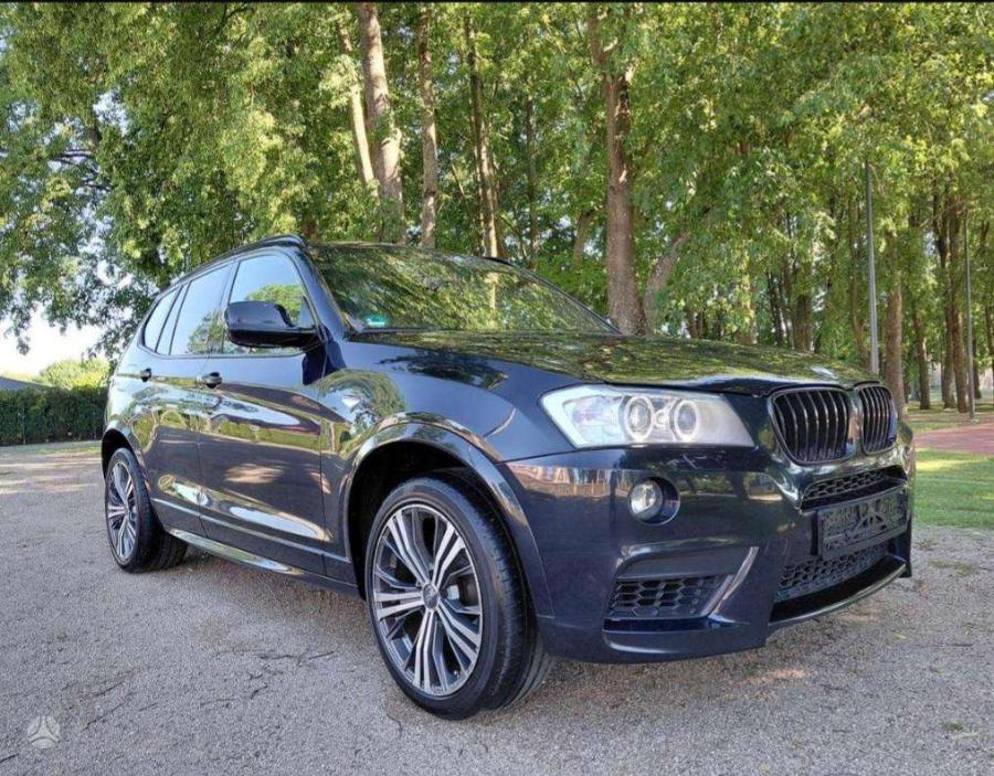 Melns BMW X3 2011 Vilkaviškis, ar dzinēja tilpumu 2.99 L un nobraukumu 198 tūkst. km par 9800 €, foto 1 vietnē AUTOMOTO.COM.LV
