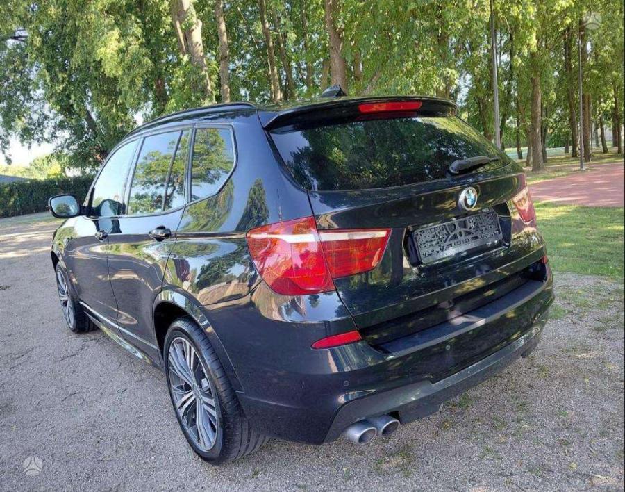 Melns BMW X3 2011 Vilkaviškis, ar dzinēja tilpumu 2.99 L un nobraukumu 198 tūkst. km par 9800 €, foto 9 vietnē AUTOMOTO.COM.LV