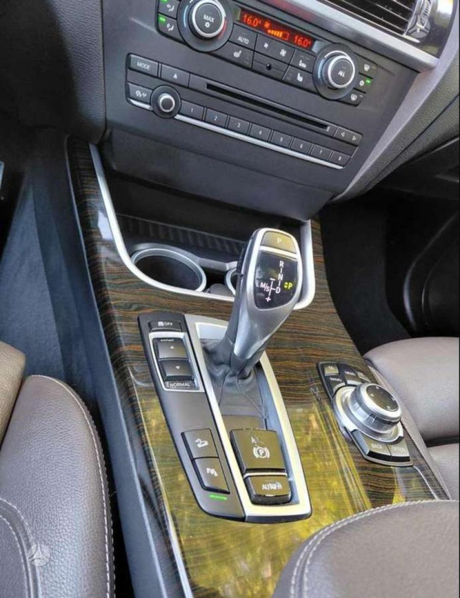 Melns BMW X3 2011 Vilkaviškis, ar dzinēja tilpumu 2.99 L un nobraukumu 198 tūkst. km par 9800 €, foto 29 vietnē AUTOMOTO.COM.LV